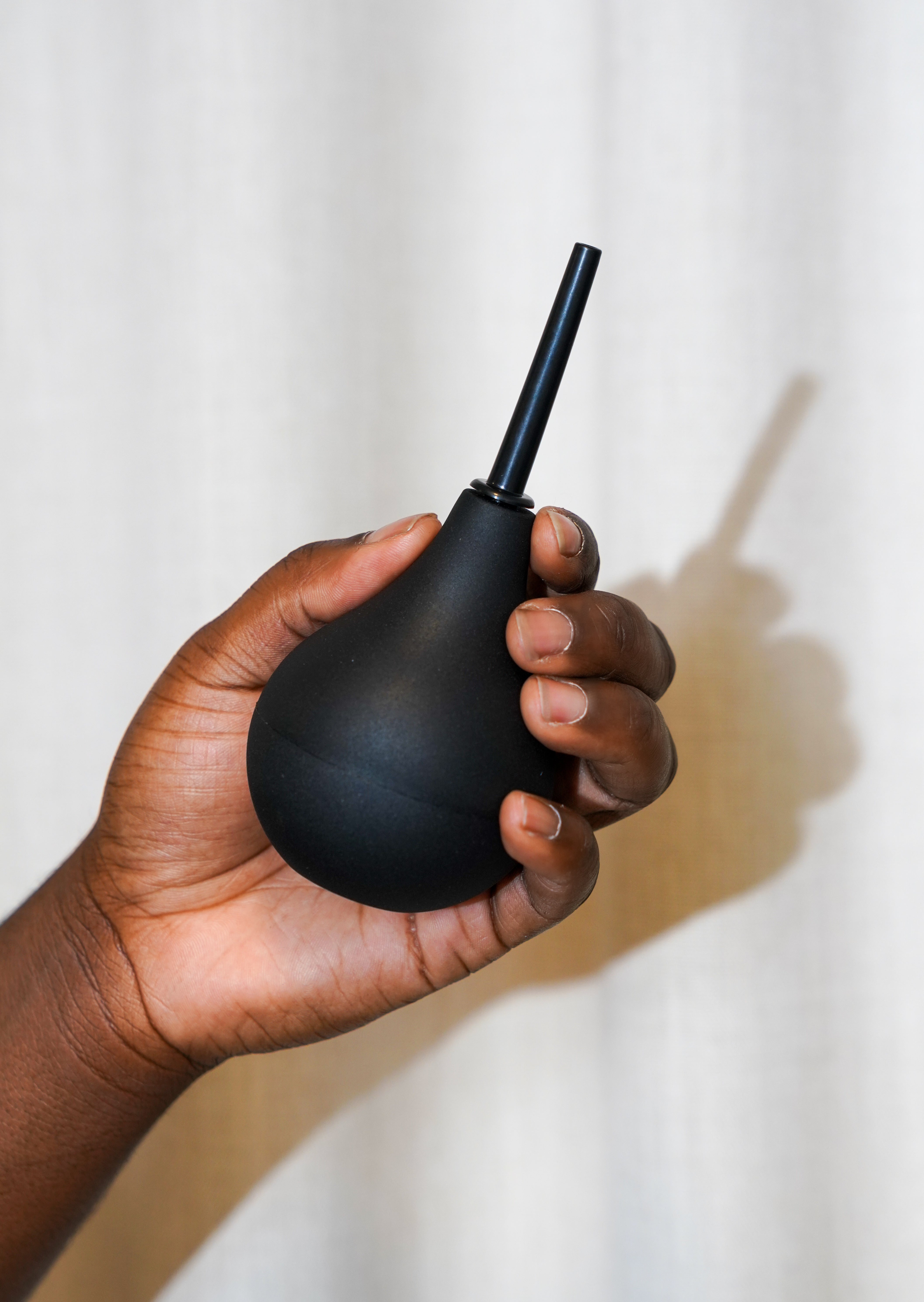Black Bum Douche Bulb – TB-BondMen